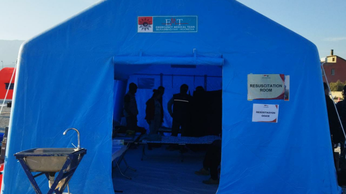 EMT Rolls Out Health Service at Outdoor Hospitals for Turkey