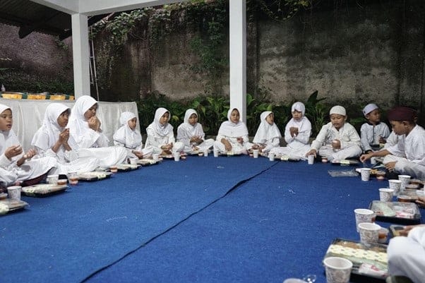 Live Fun Cooking! Create snacks with Orphans and Dhuafa