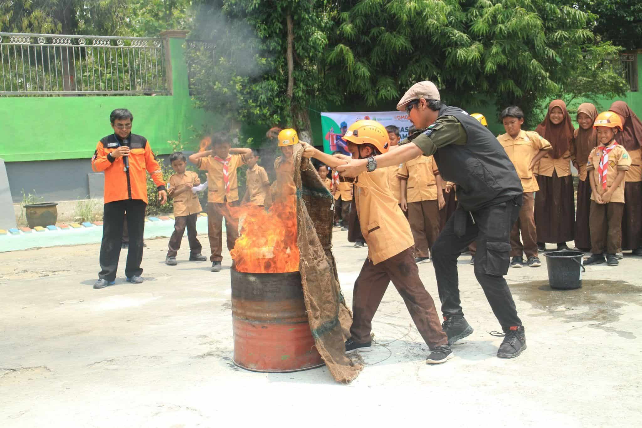 Sekolah Aman Bencana: Bekali Siswa Terampil Tanggap Bencana