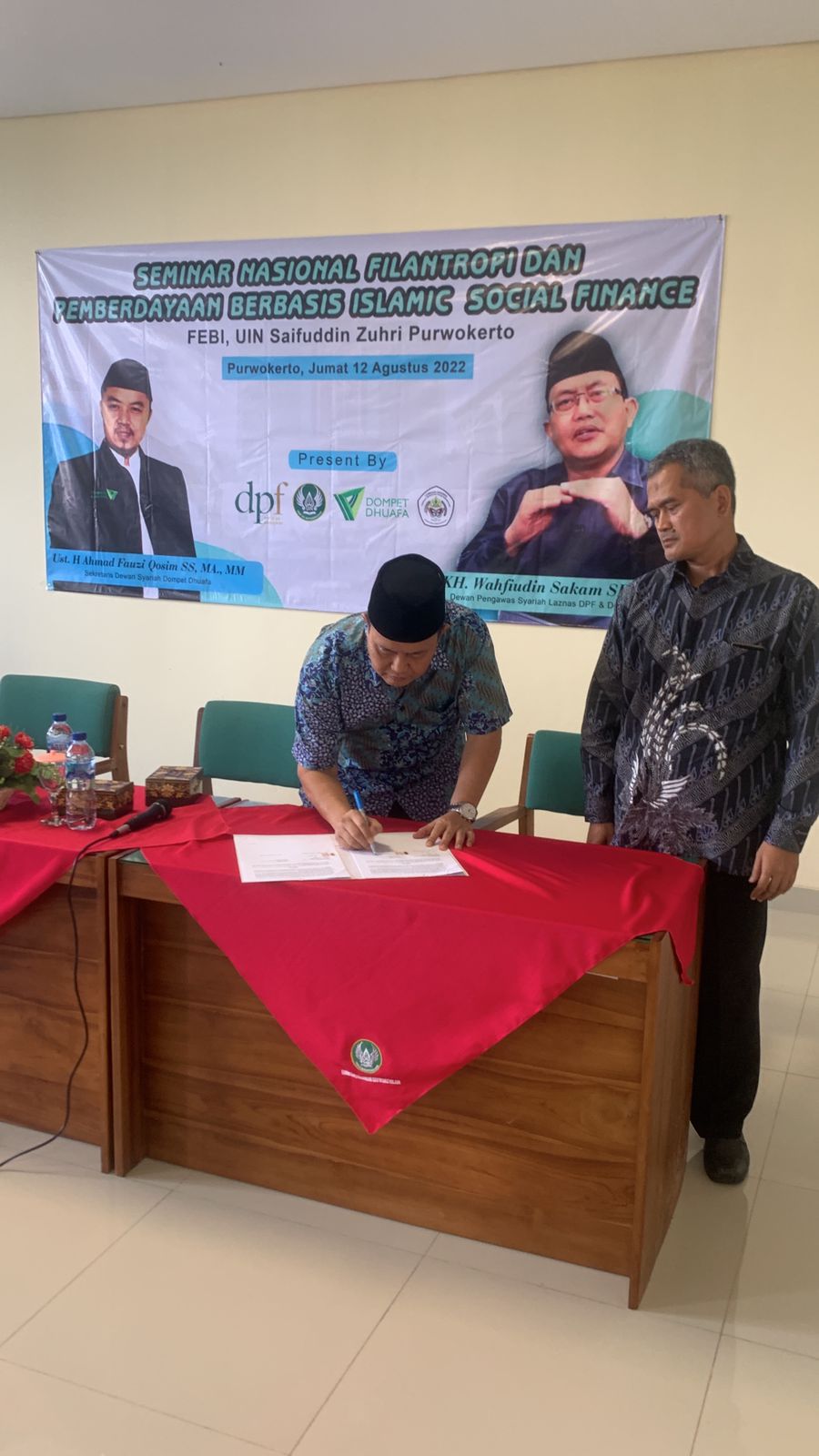 "LAZNAS DPF & DD Bring Islamic Social Finance to UIN Saizu!