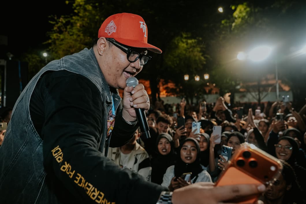 Ndarboy Genk Partners with Dompet Dhuafa for Sumatra Aid